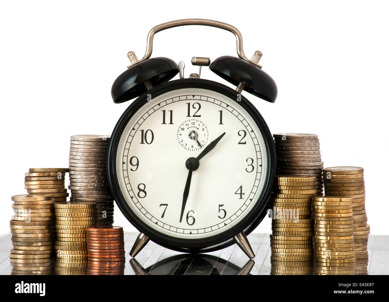 Old metal clock standing hi-res stock photography and images - Alamy