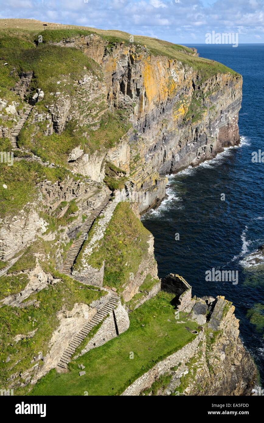 Whaligoe steps at caithness hi-res stock photography and images - Alamy