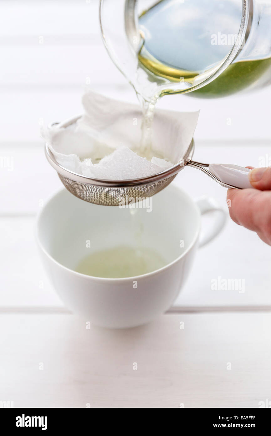 Preparation of green tea Stock Photo - Alamy
