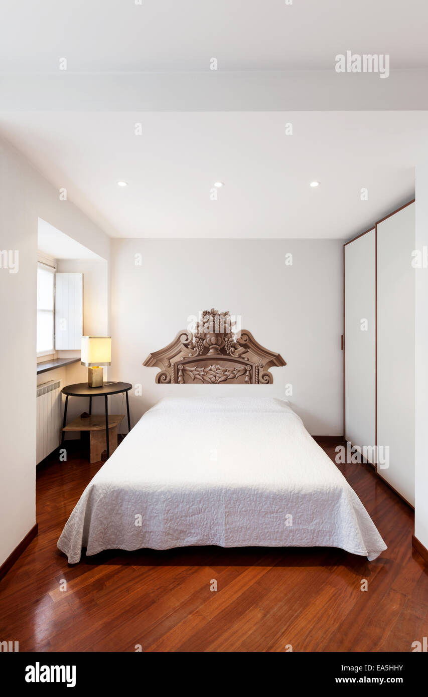 Beautiful apartment, comfortable bedroom, double bed Stock Photo - Alamy
