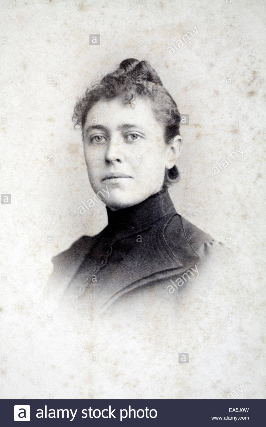 studio portrait woman late 1800s Stock Photo, Royalty Free Image ...