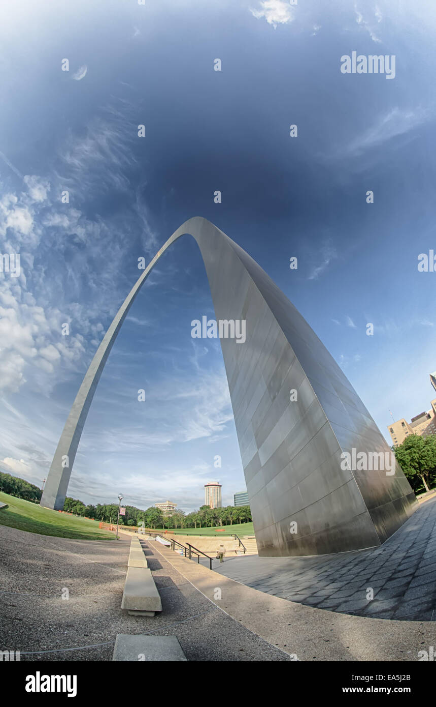 Gateway arch hi-res stock photography and images - Alamy