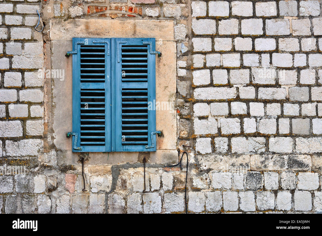 Louver shutters hi-res stock photography and images - Alamy