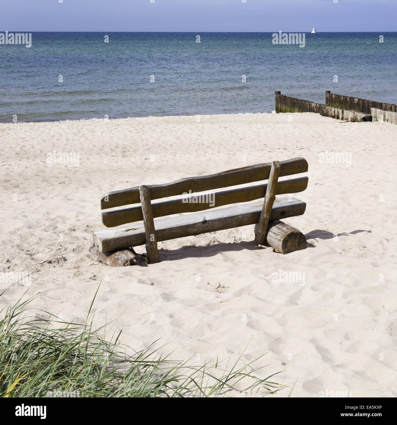 bench with ocean view Stock Photo - Alamy