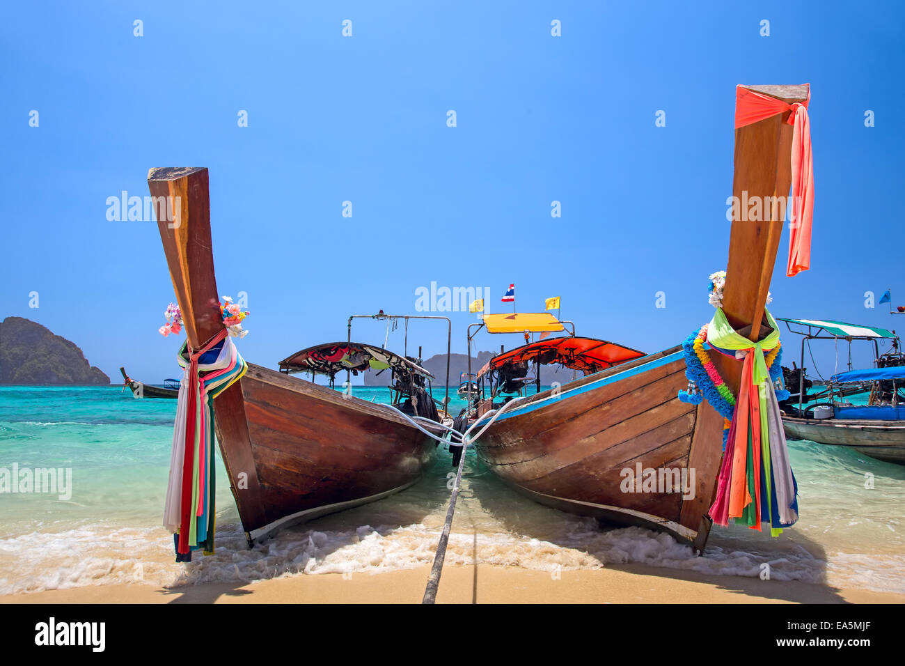 Thai longtail fishing boats hi-res stock photography and images - Alamy
