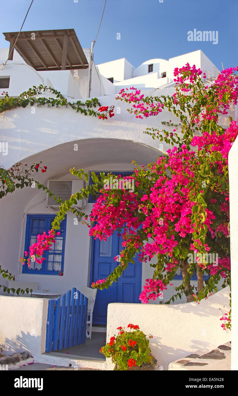 Entrance to greek house hi-res stock photography and images - Alamy