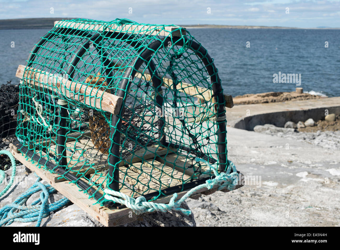 Crab trap hi-res stock photography and images - Alamy