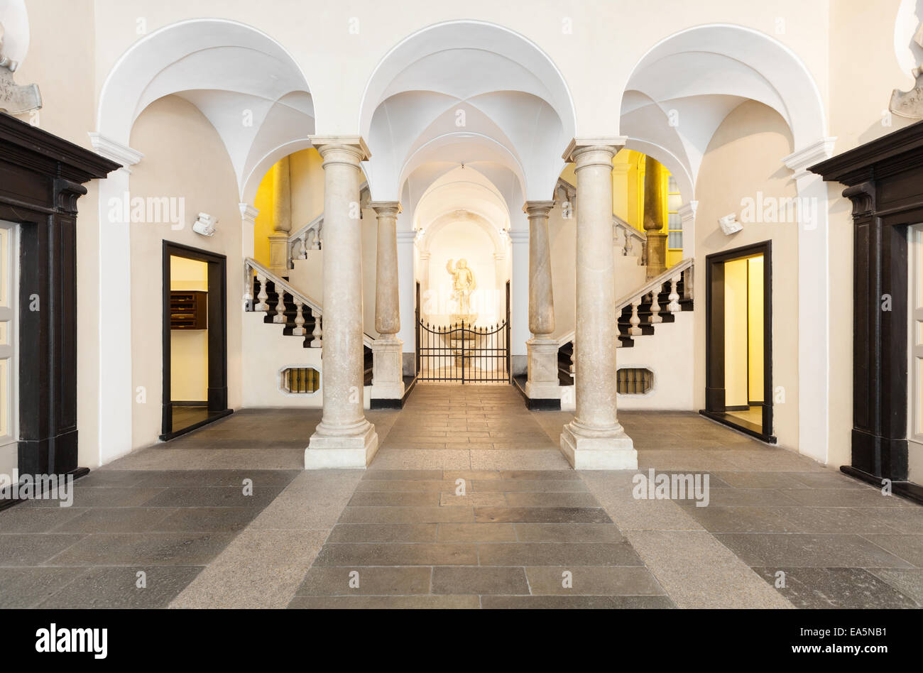 Artistic column hi-res stock photography and images - Alamy