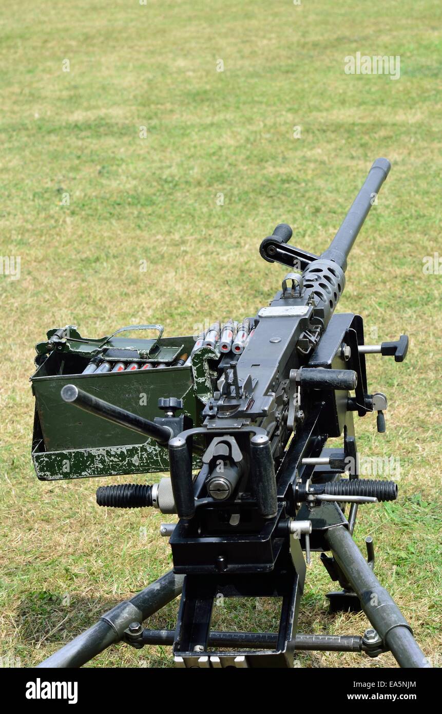 Guns on grass hi-res stock photography and images - Alamy