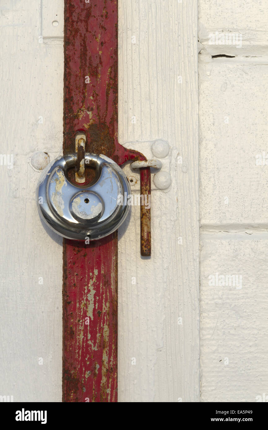 Interlocked padlock hi-res stock photography and images - Alamy
