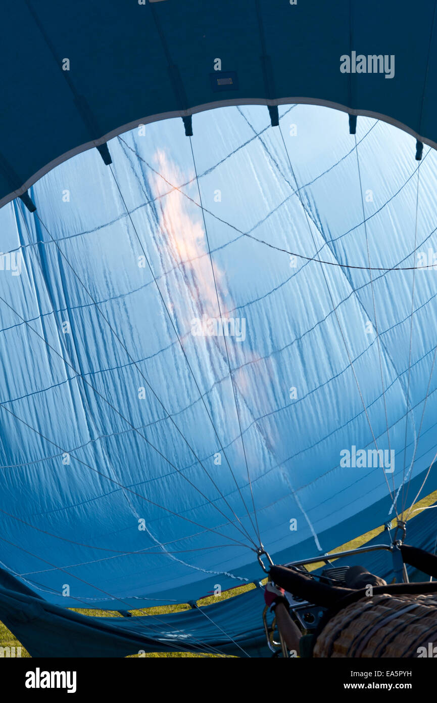 Internationale balloon sail hi-res stock photography and images - Alamy