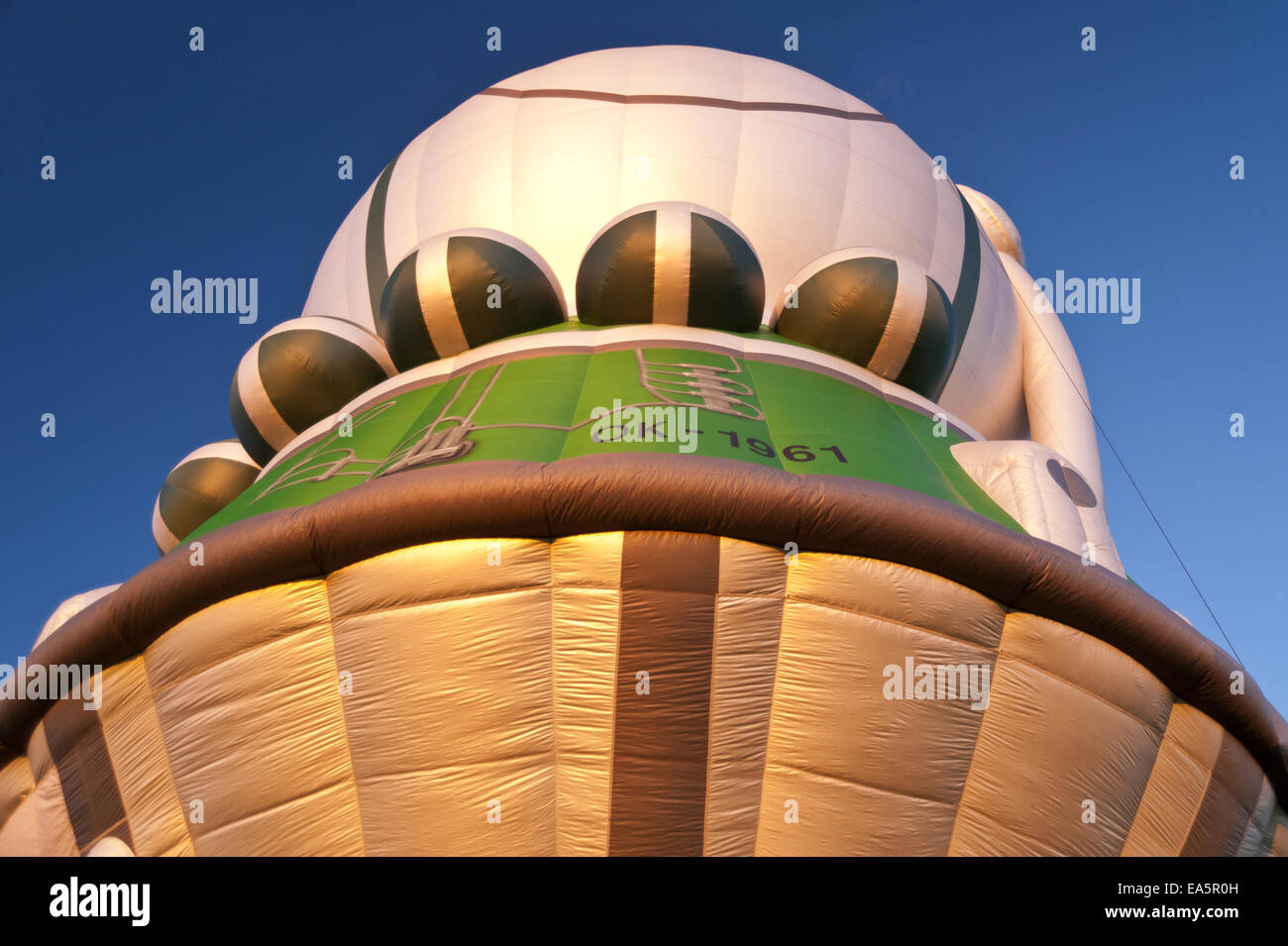 Internationale balloon sail hi-res stock photography and images - Alamy