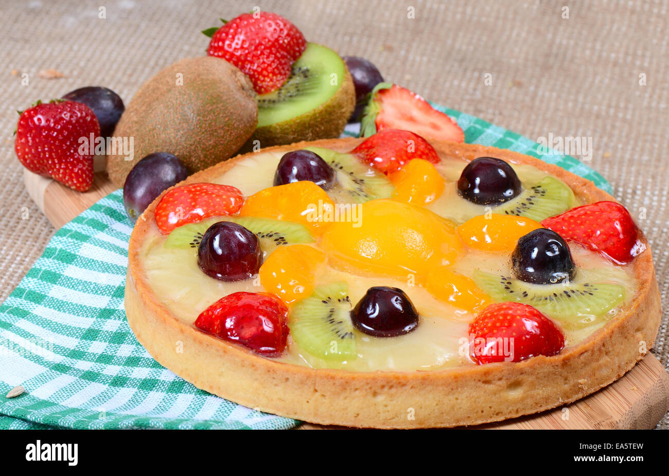 Cake from shortcake dough with fruit Stock Photo - Alamy