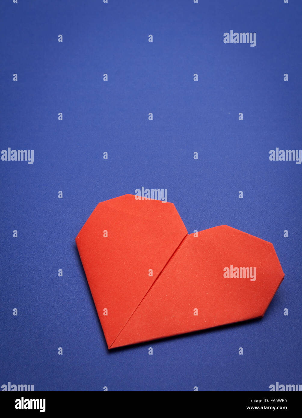 origami paper heart Stock Photo - Alamy