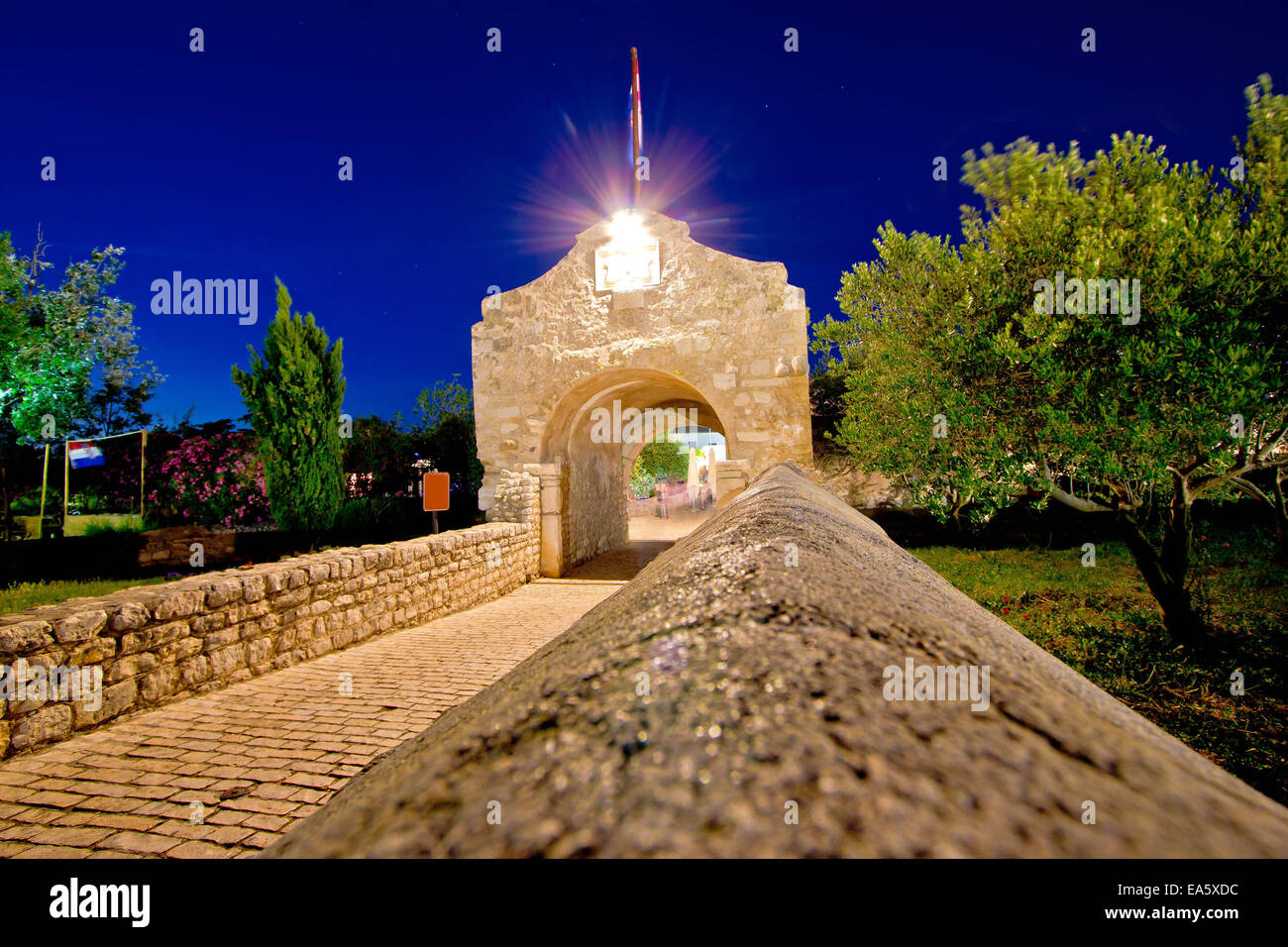 Heritage stone city gate hi-res stock photography and images - Alamy