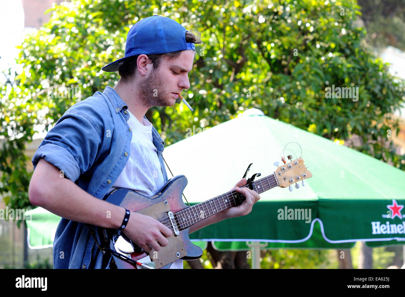 BARCELONA - MAY 26: Mac DeMarco, multi-instrumentalist and multimedia ...