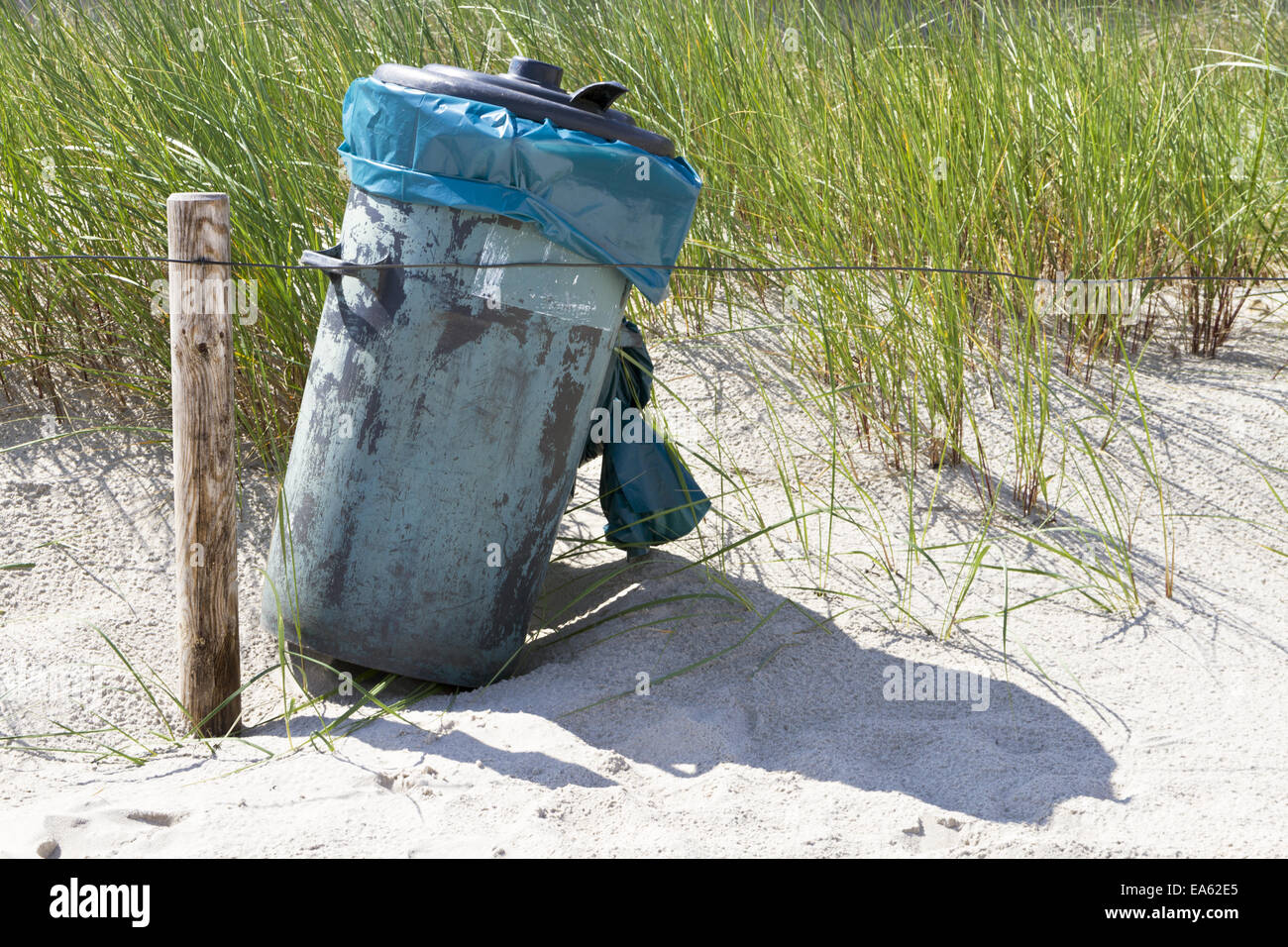 Garbage bag holder hi-res stock photography and images - Alamy