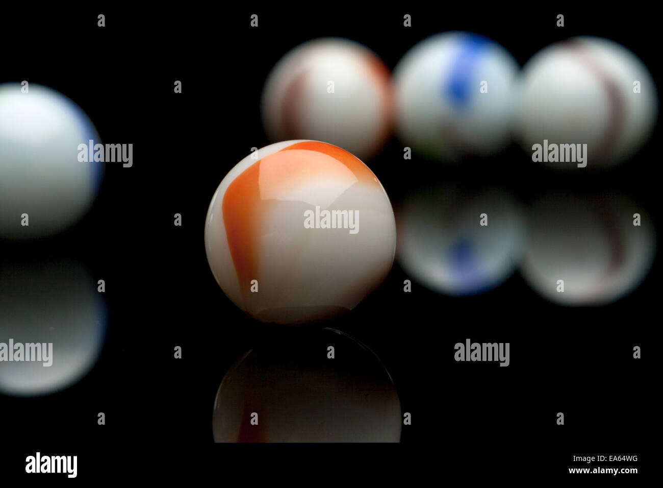 Round marbles hi-res stock photography and images - Alamy