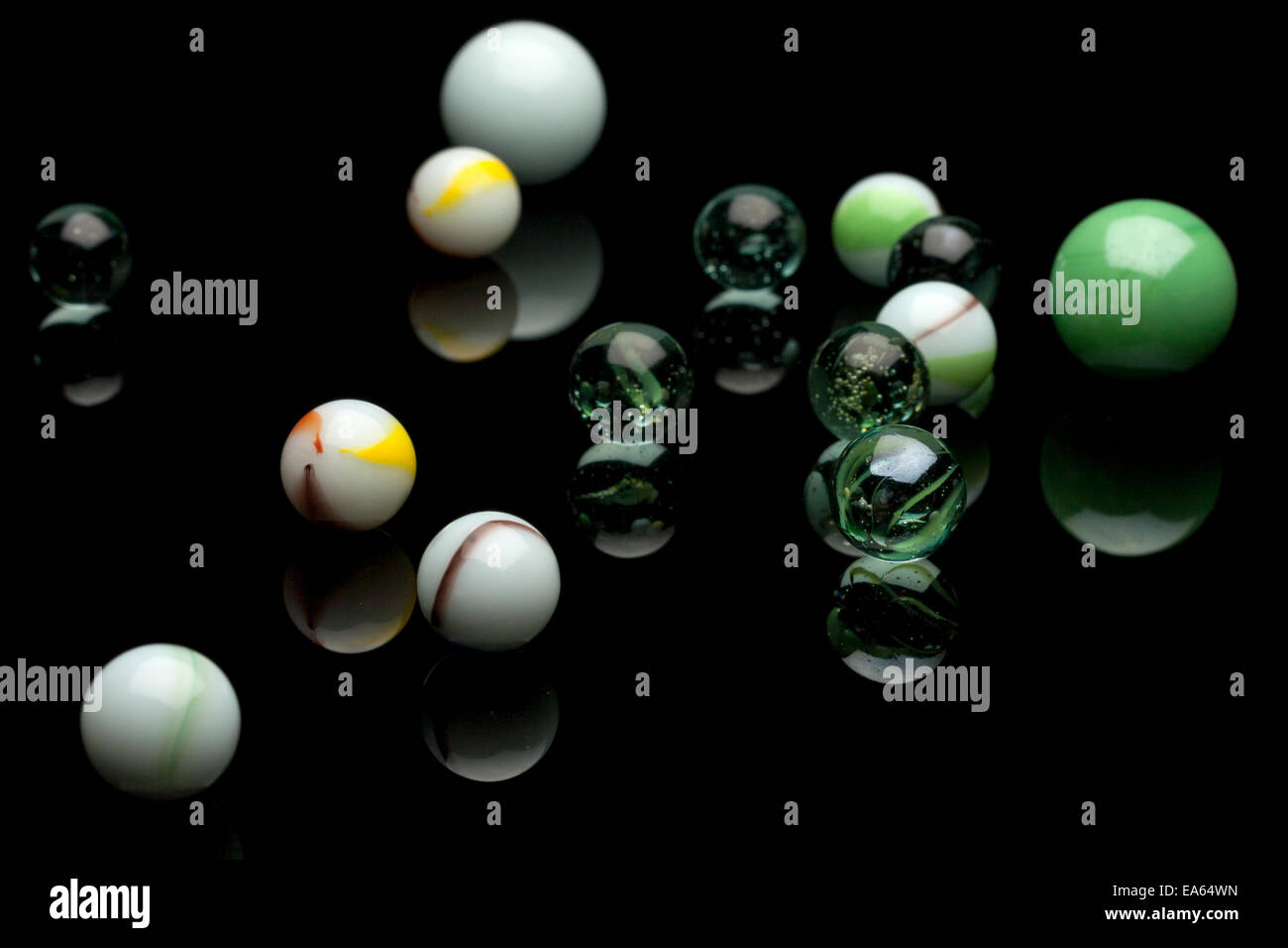 Isolated marbles hi-res stock photography and images - Alamy