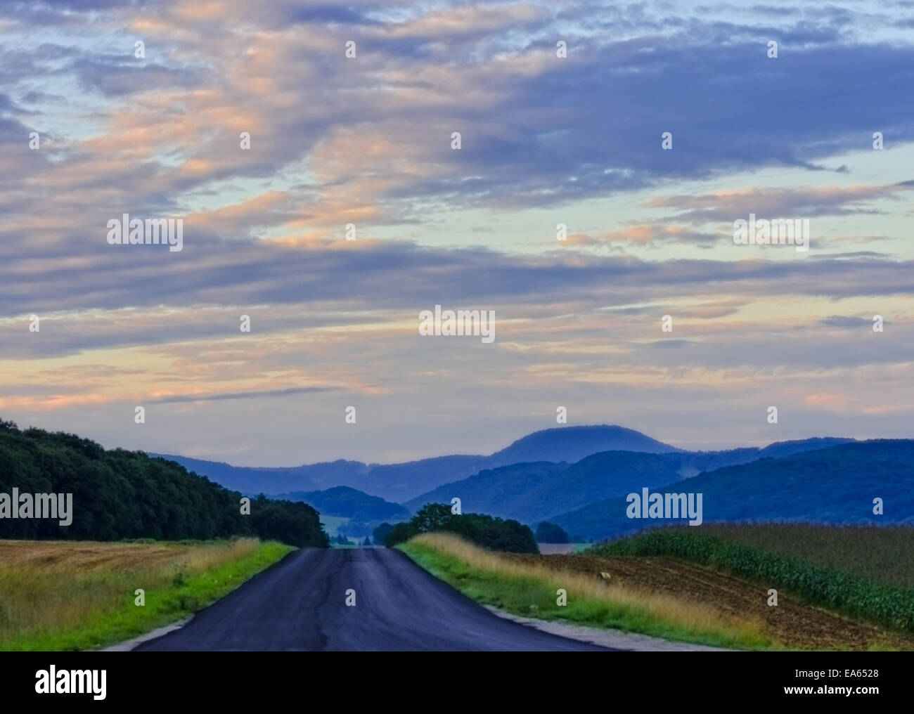 Dawn in provence hi-res stock photography and images - Alamy