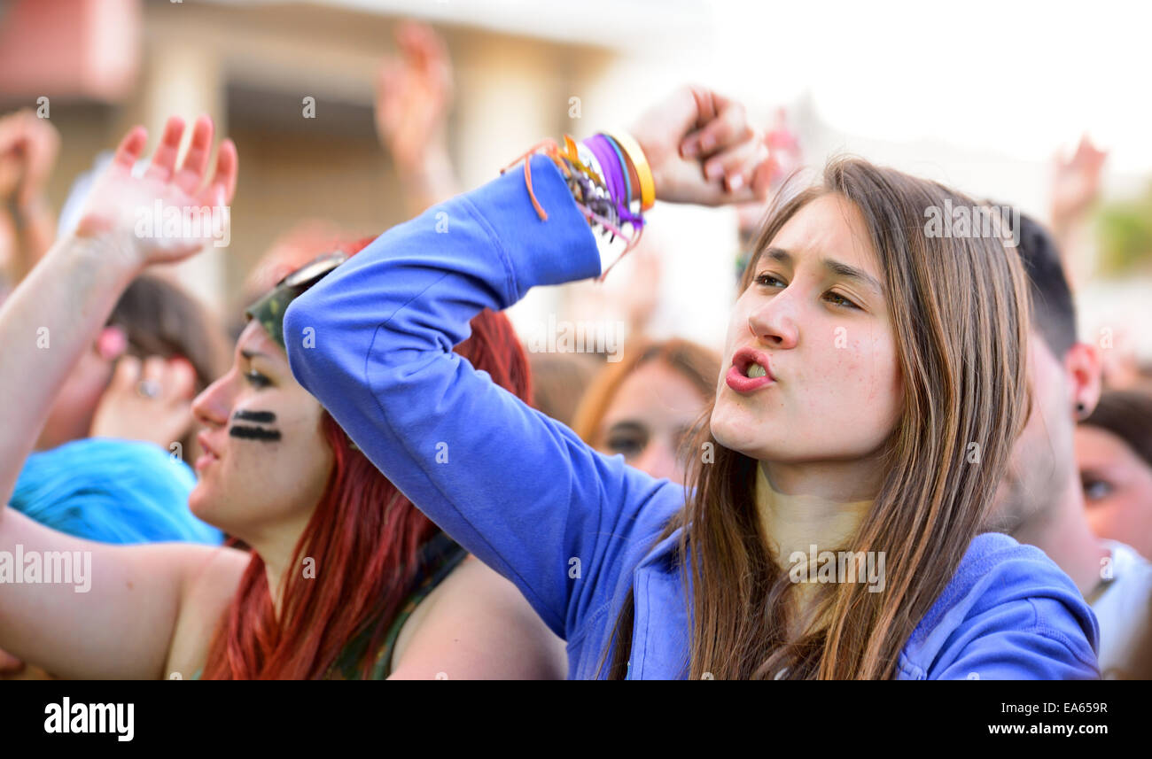 BARCELONA - MAY 23: Girls from the audience at the Primavera Pop ...