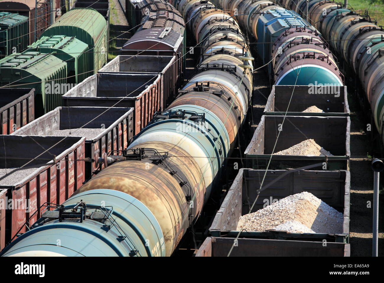 Freight rail hi-res stock photography and images - Alamy