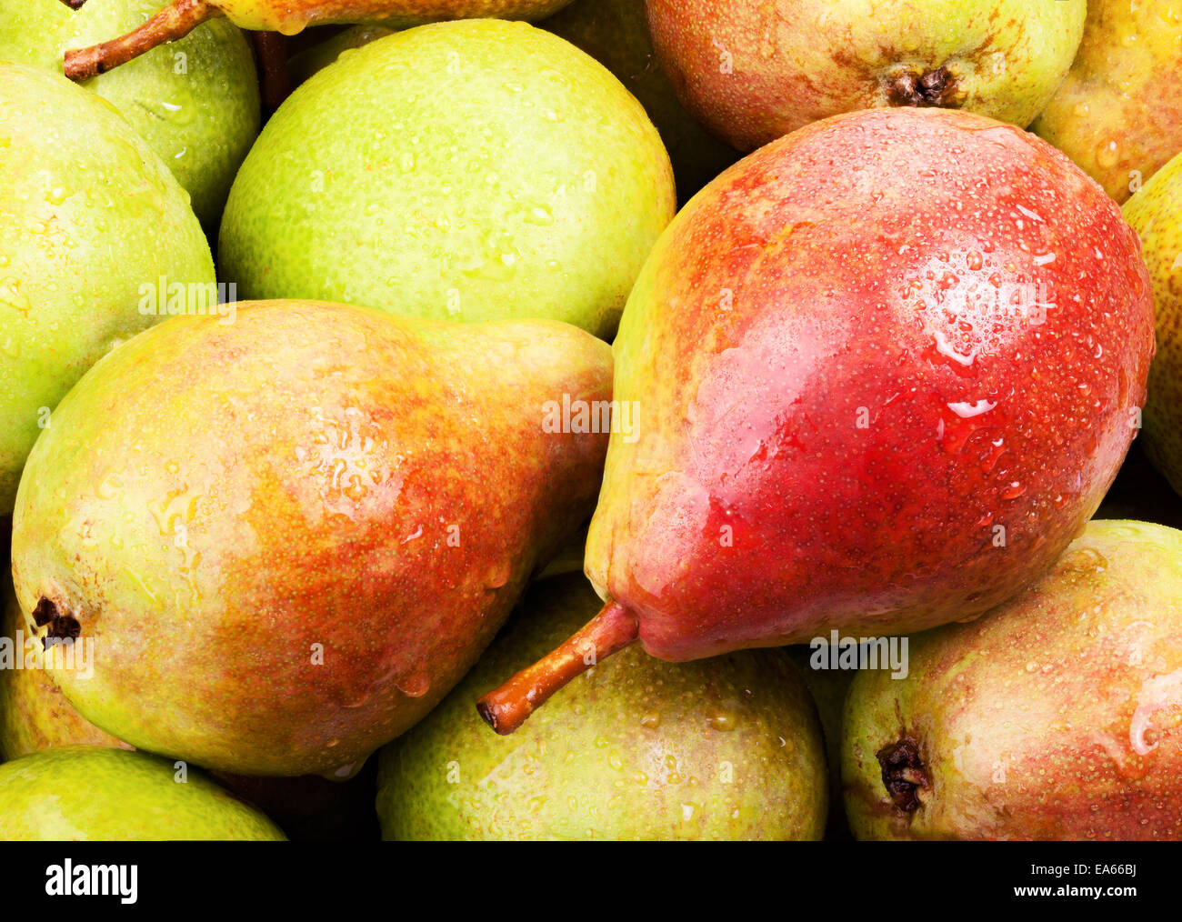 ripe juicy pears Stock Photo - Alamy