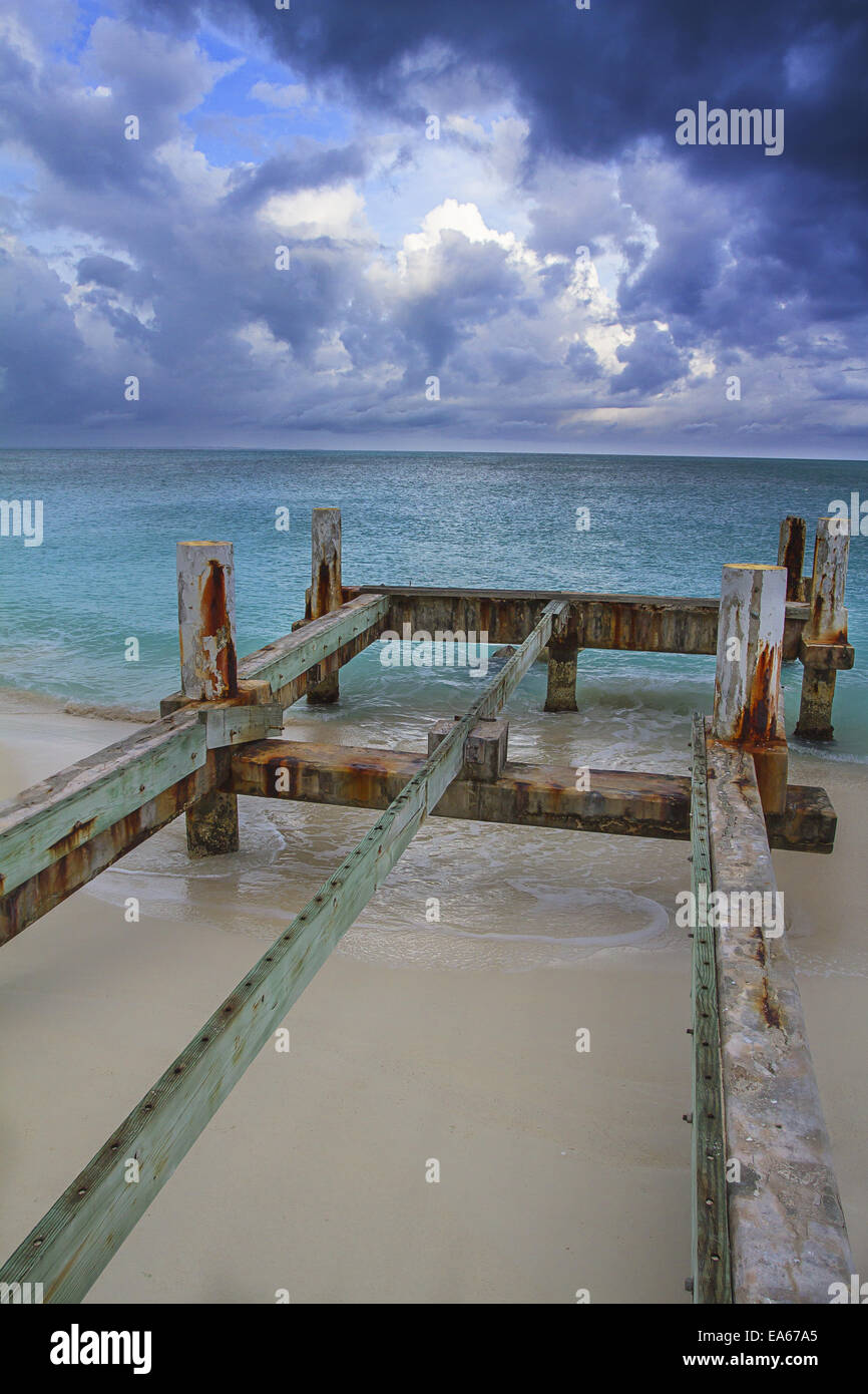 Pier under construction Stock Photo - Alamy