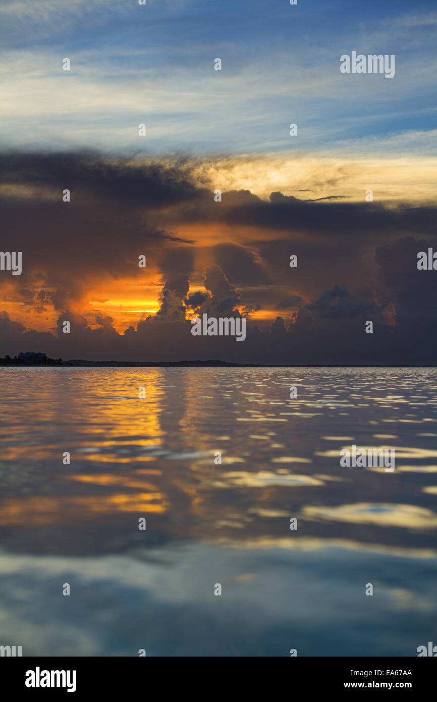 Peaking hi-res stock photography and images - Alamy