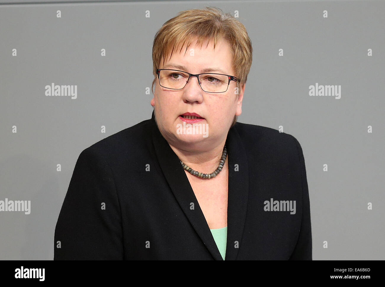 Iris gleicke hi-res stock photography and images - Alamy