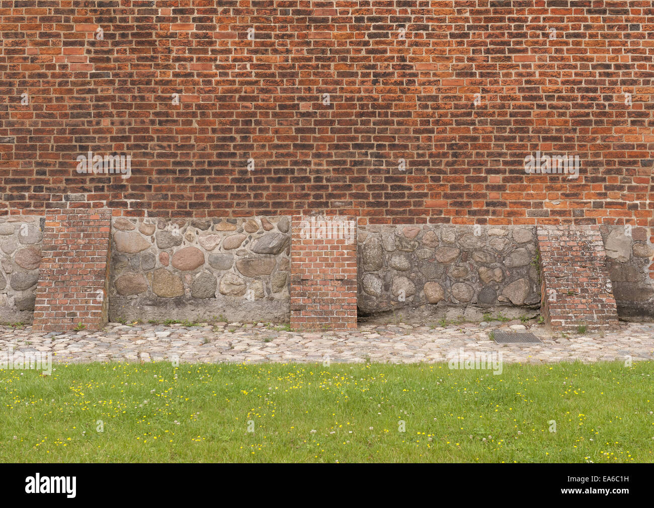 Old church stone wall texture hi-res stock photography and images - Alamy