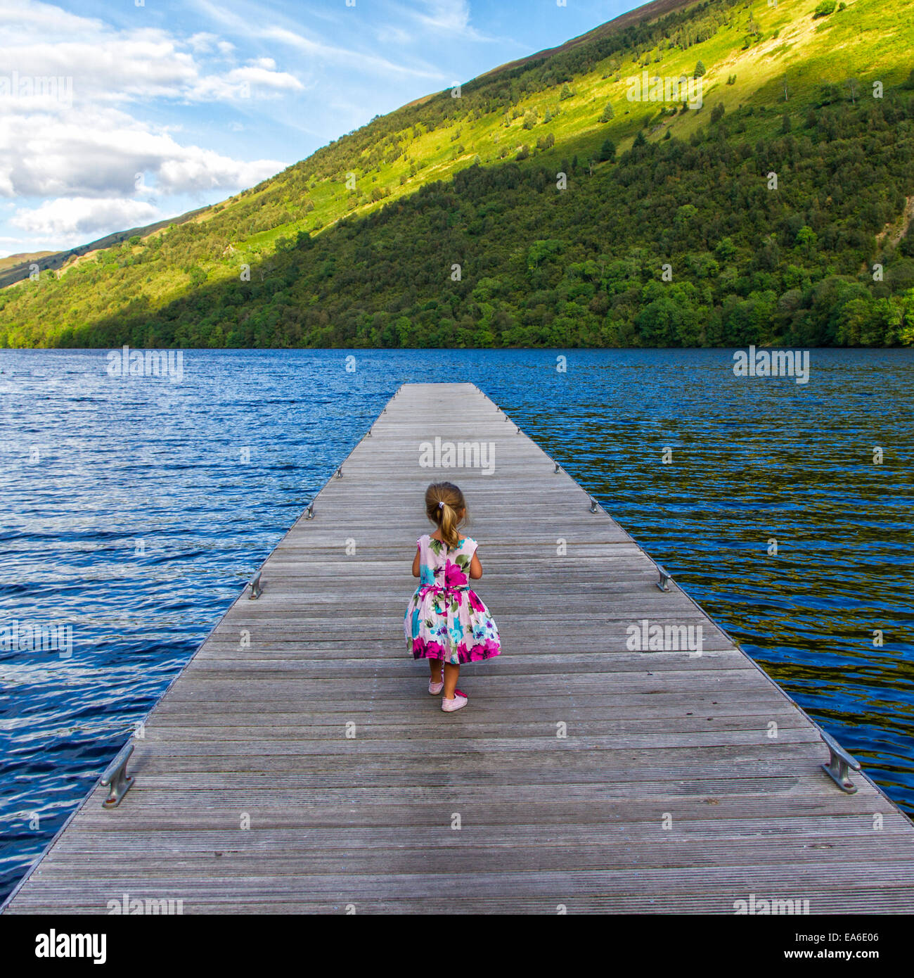 Square jetty hi-res stock photography and images - Alamy