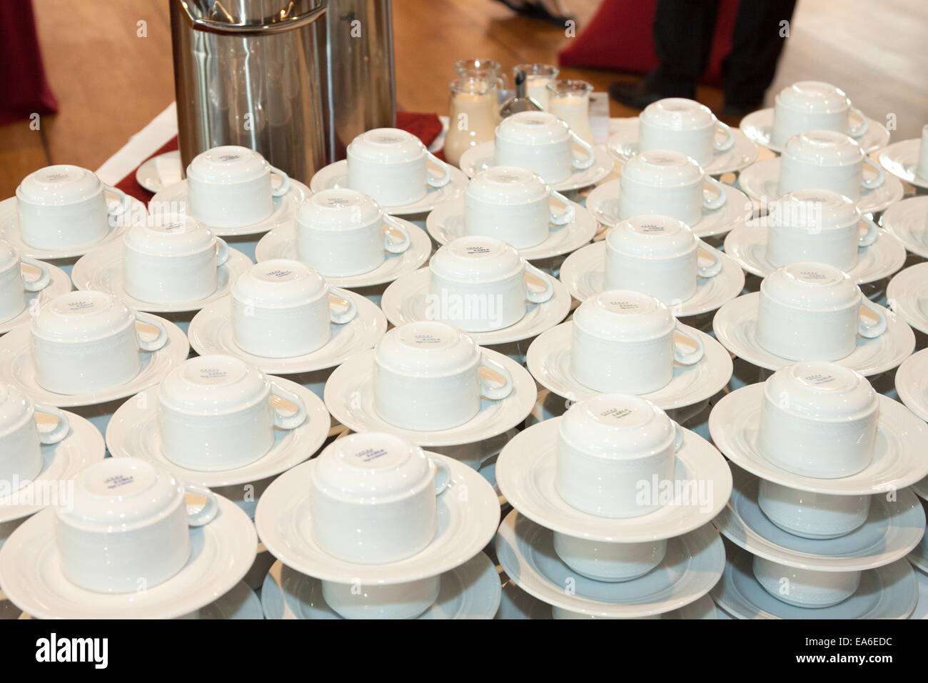 Stack of cup hi-res stock photography and images - Alamy