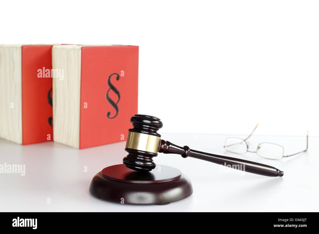 Jury symbol hi-res stock photography and images - Alamy