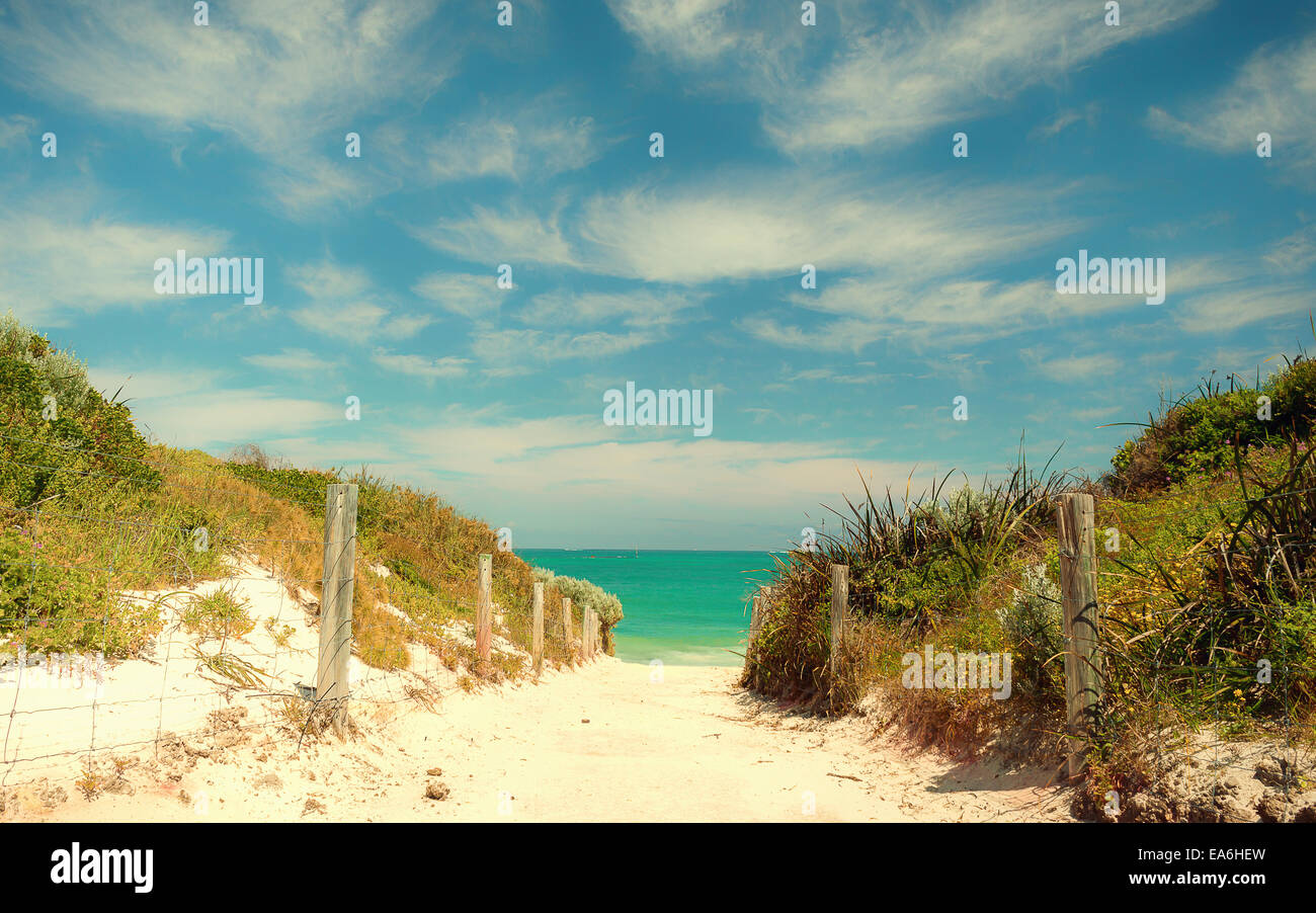 Pathway to beach, Perth, Australia Stock Photo - Alamy