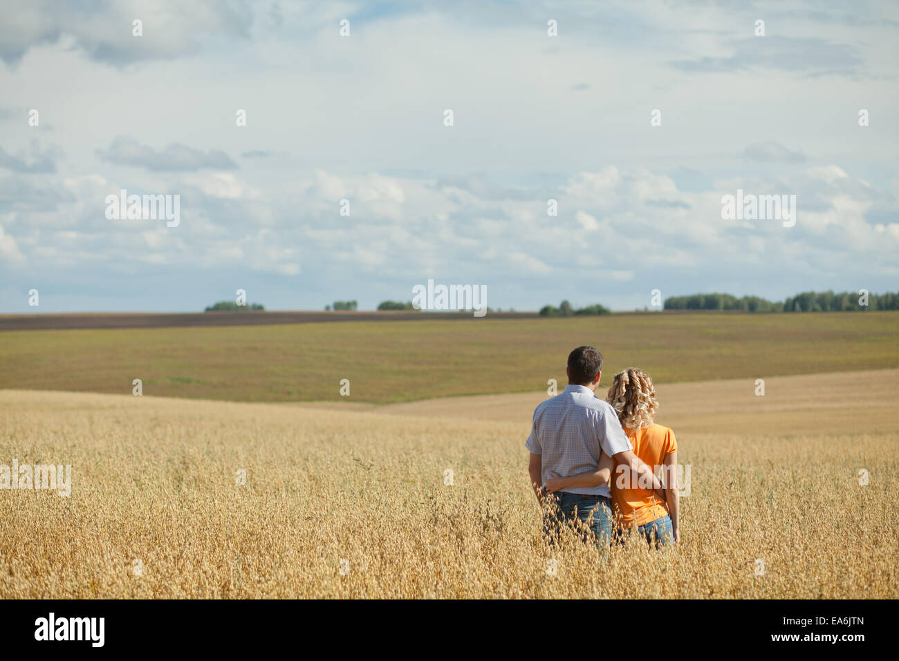 Couple people standing landscape hi-res stock photography and images ...