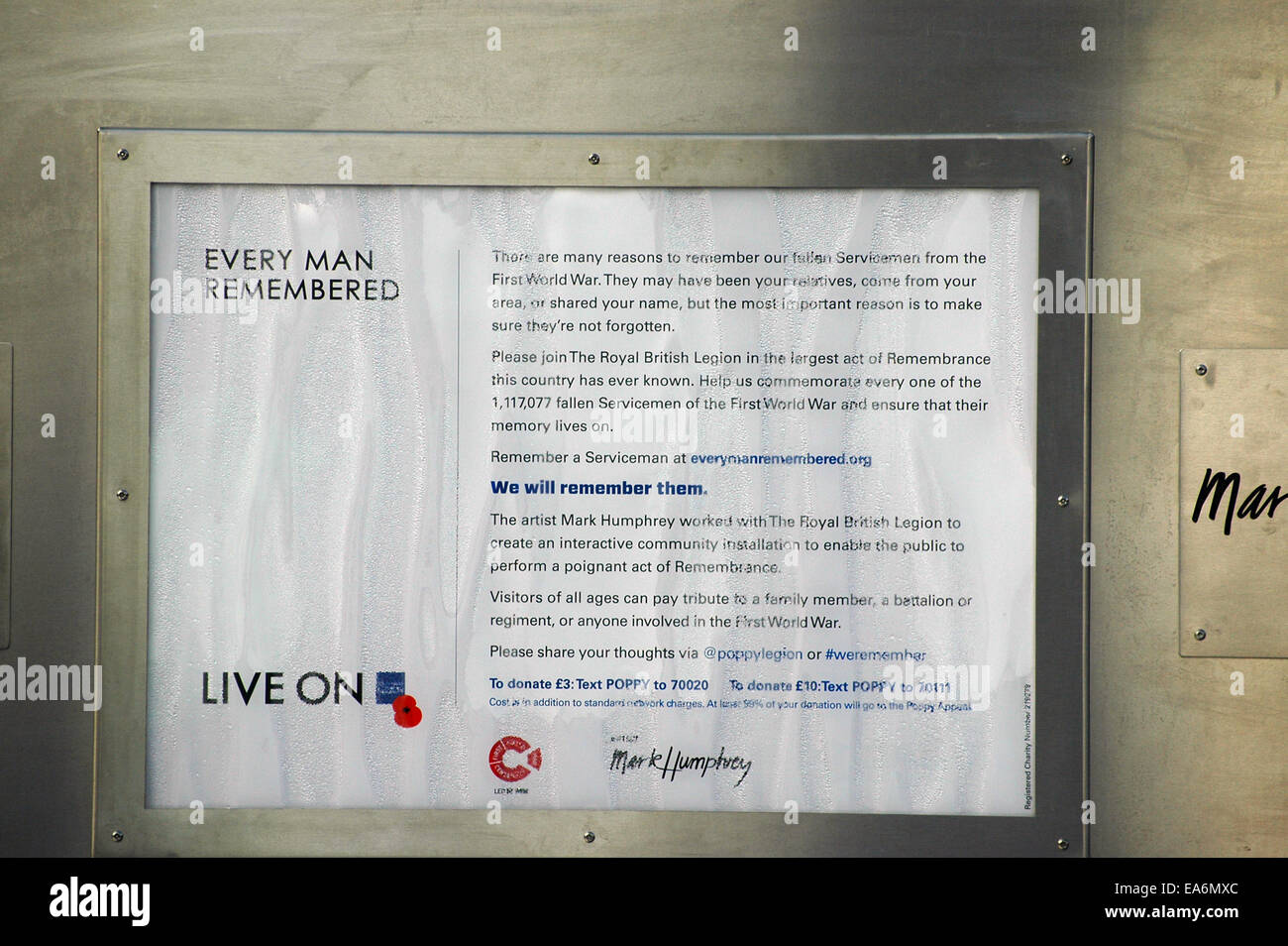 Interactive statue hi-res stock photography and images - Alamy