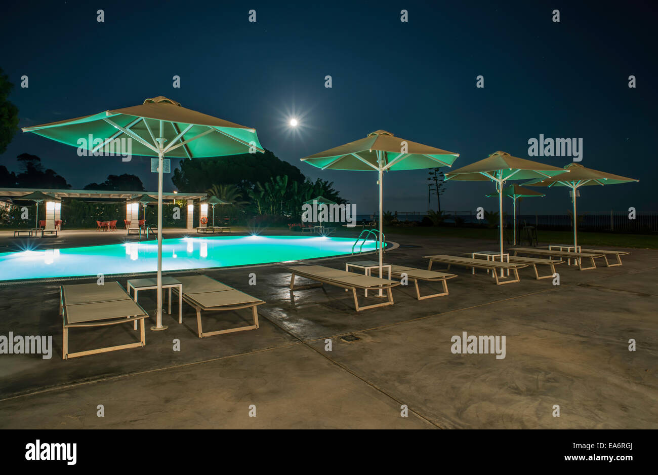 Resort pool night lights hi-res stock photography and images - Alamy