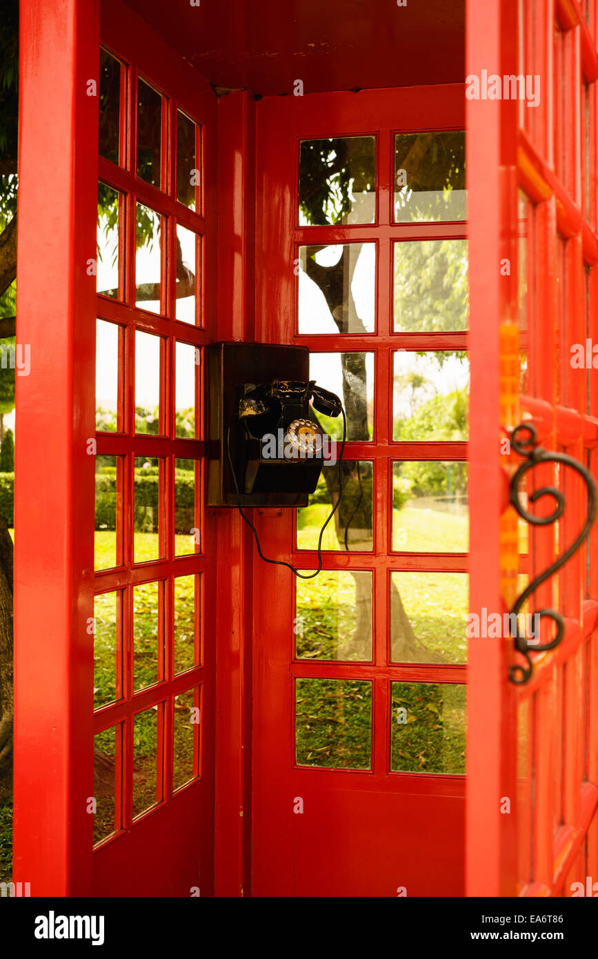 Old phone booth hi-res stock photography and images - Alamy