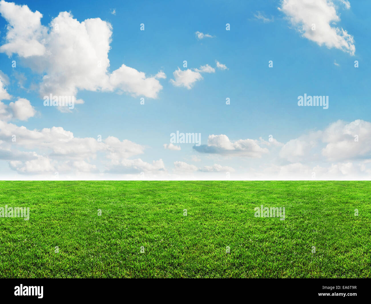 Green grass clouds hi-res stock photography and images - Alamy