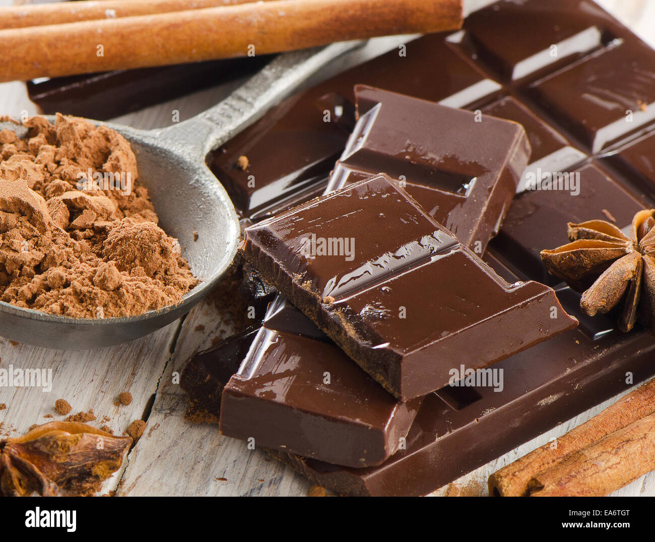 Closeup on chocolate bar hi-res stock photography and images - Alamy