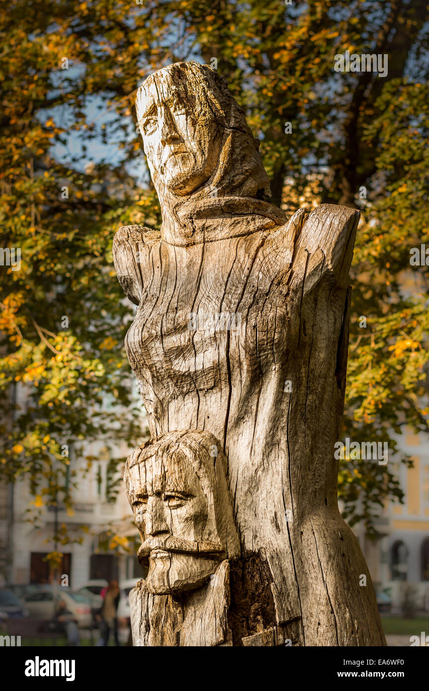 Farewell sculpture hi-res stock photography and images - Alamy