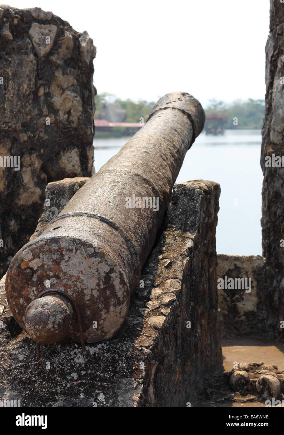 Cannon in Castillo de San Felipe fortress on Rio Dulce, Guatemala. The ...