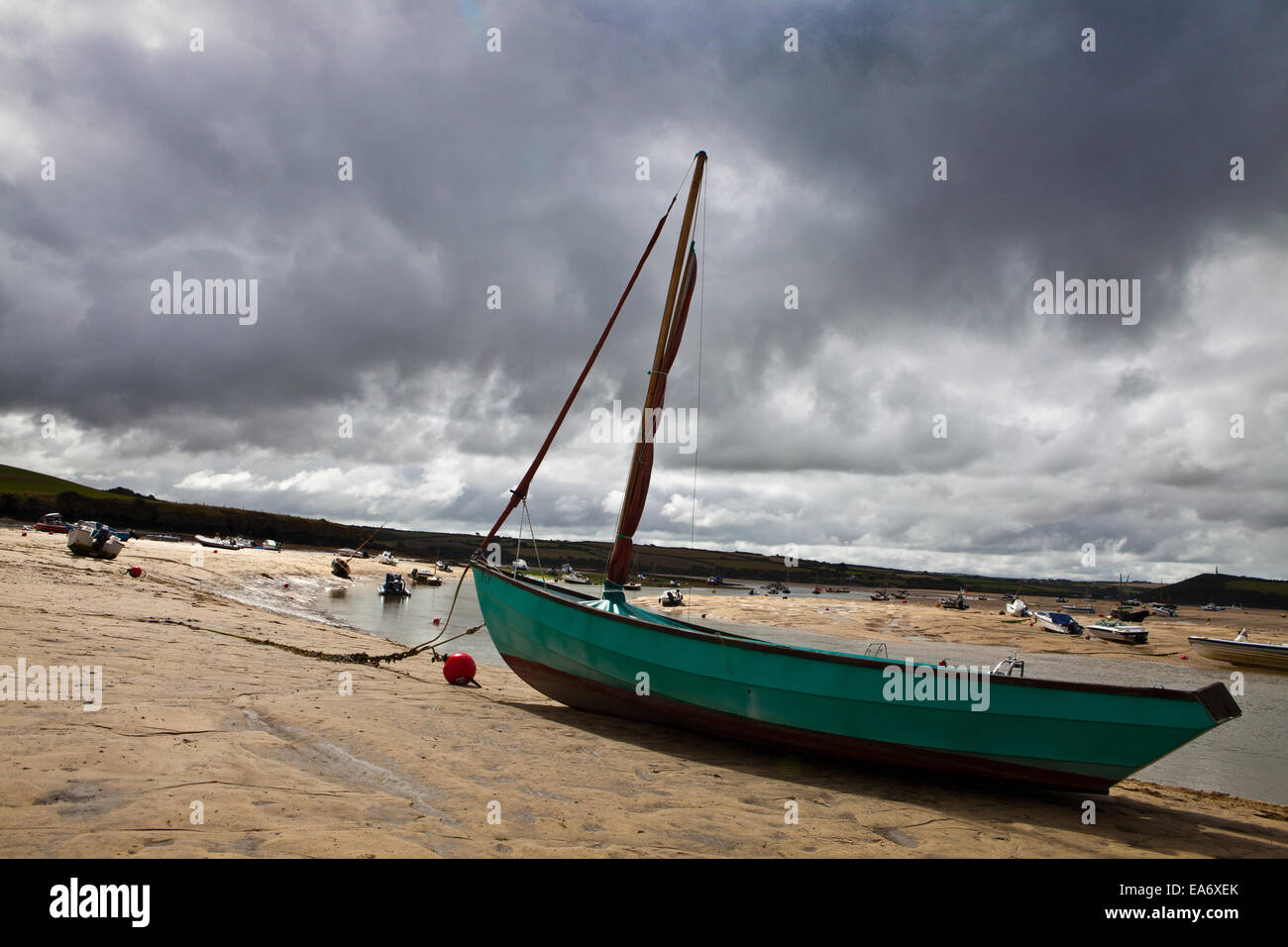 Camel estuary boats hi-res stock photography and images - Alamy