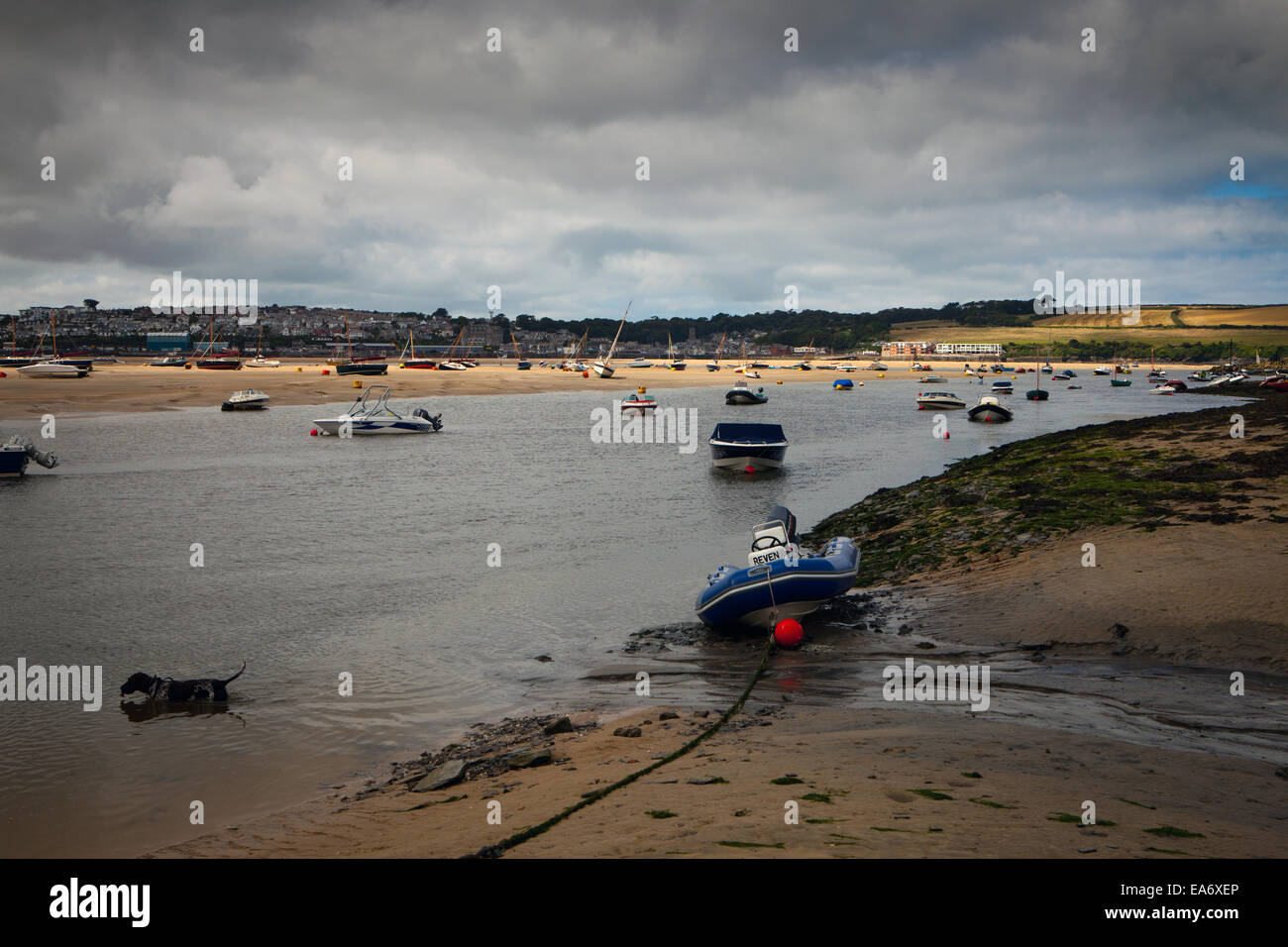 Rock cornwall hi-res stock photography and images - Alamy