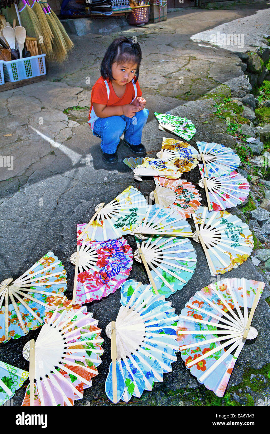 Philippines crafts hi-res stock photography and images - Alamy