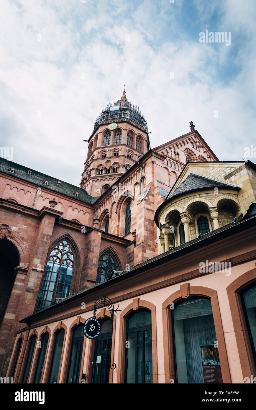Street view in Mainz, Germany Stock Photo - Alamy