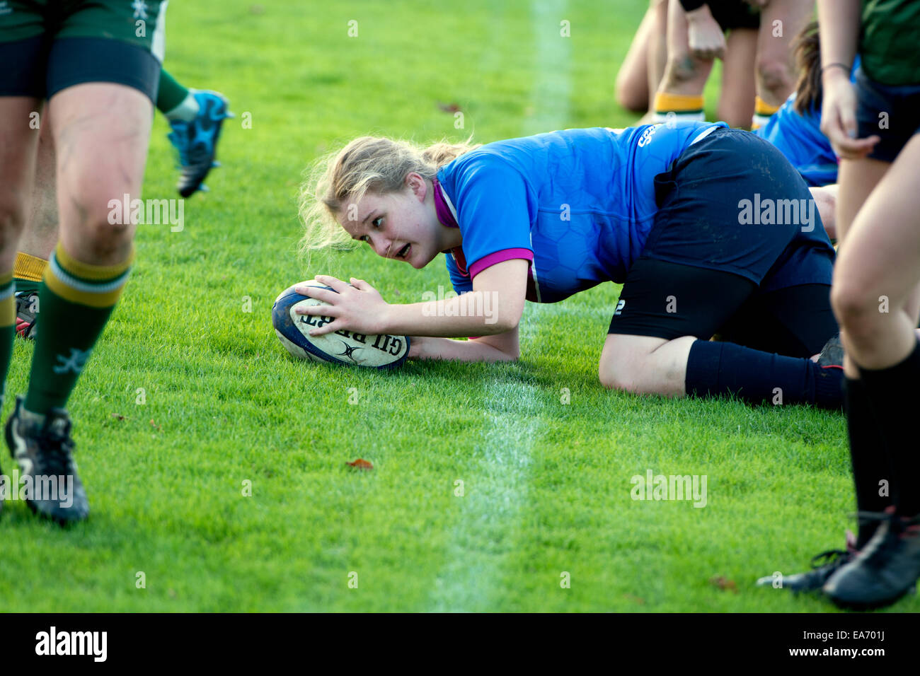Female rugby player uk hi-res stock photography and images - Alamy