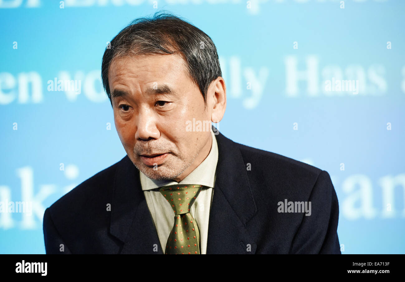 Haruki murakami hi-res stock photography and images - Alamy