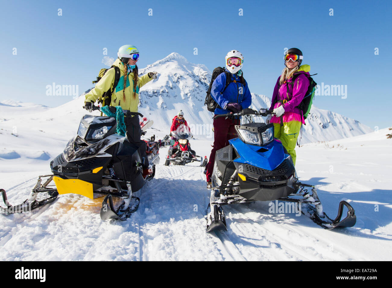 Alaska snow mobile hi-res stock photography and images - Alamy